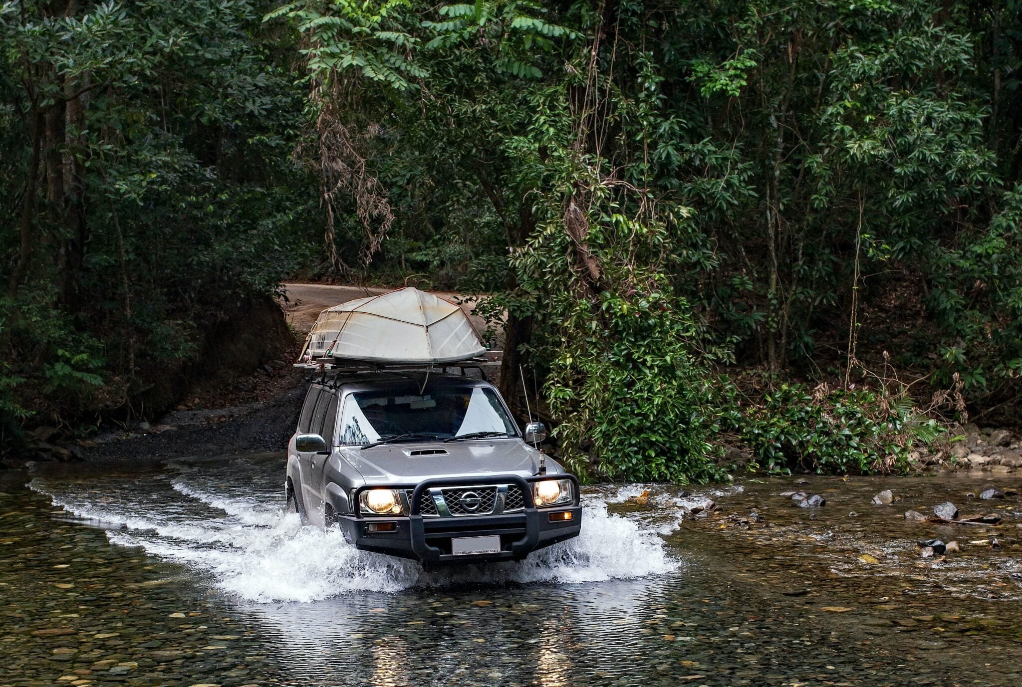 Driving the Bloomfield Track - Cape York Tours